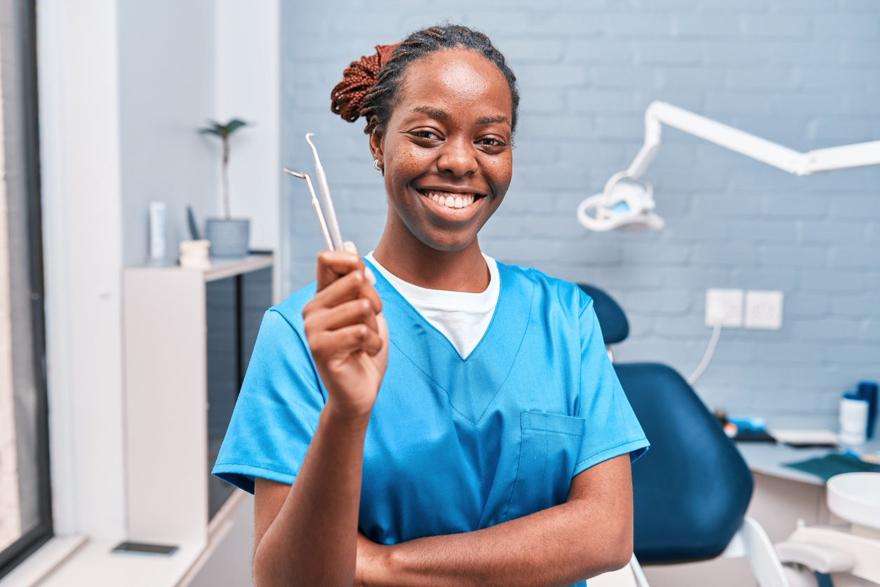 Can a Dental Surgery Assistant Become a Dentist in the UK?